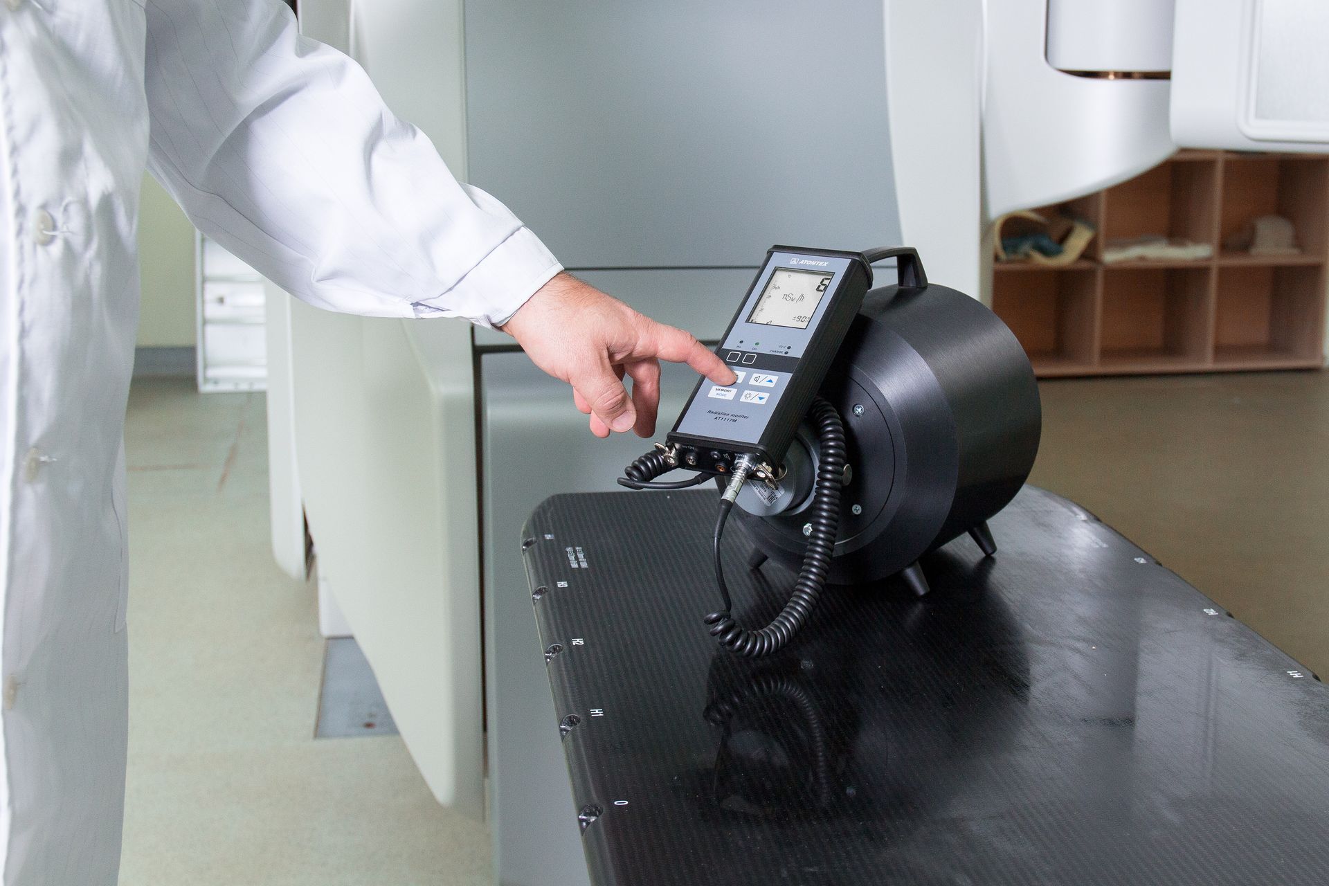 Products/Radiation Detection/Radiation Portal Monitors | Larsa ...